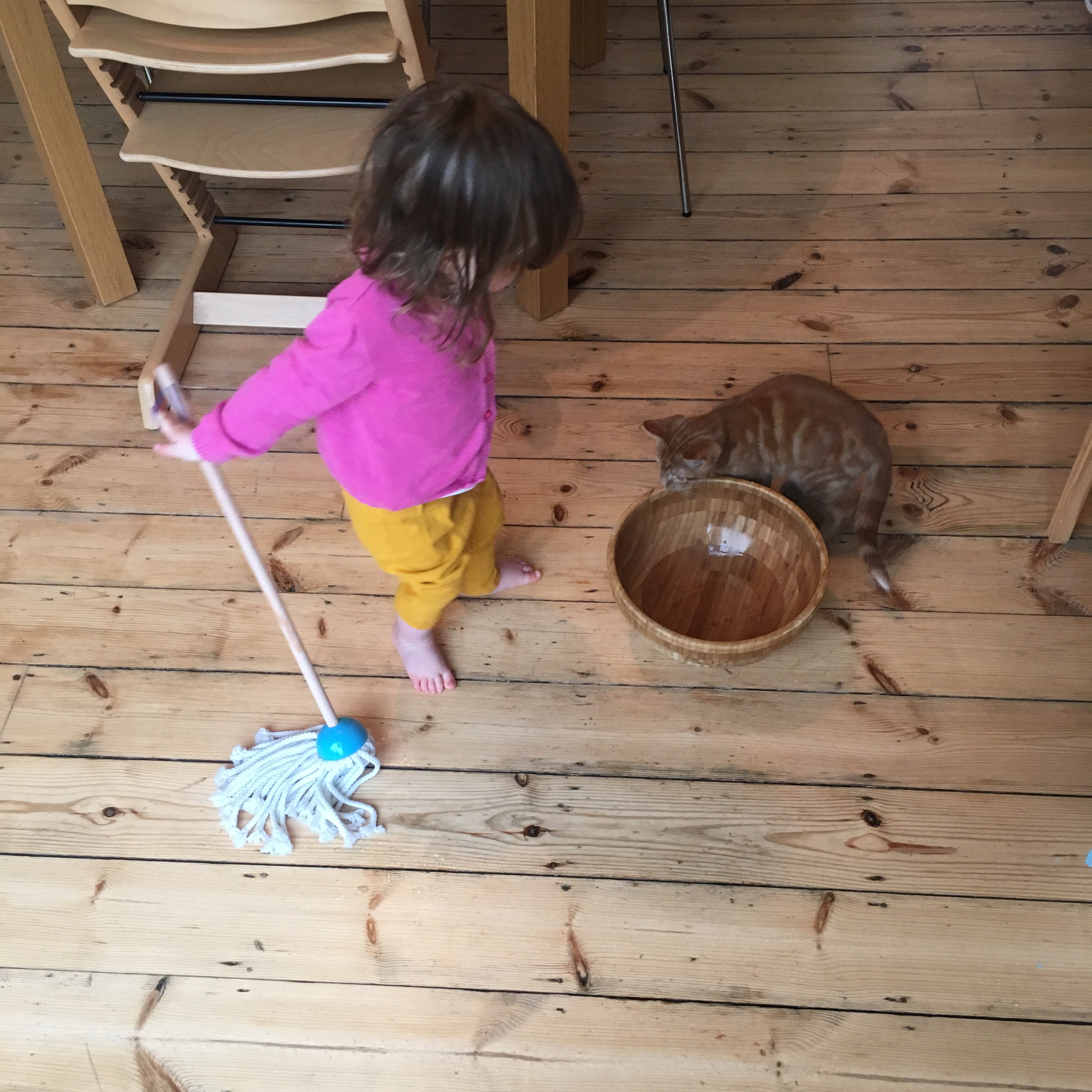 Practical life: mopping – A Beautiful Childhood